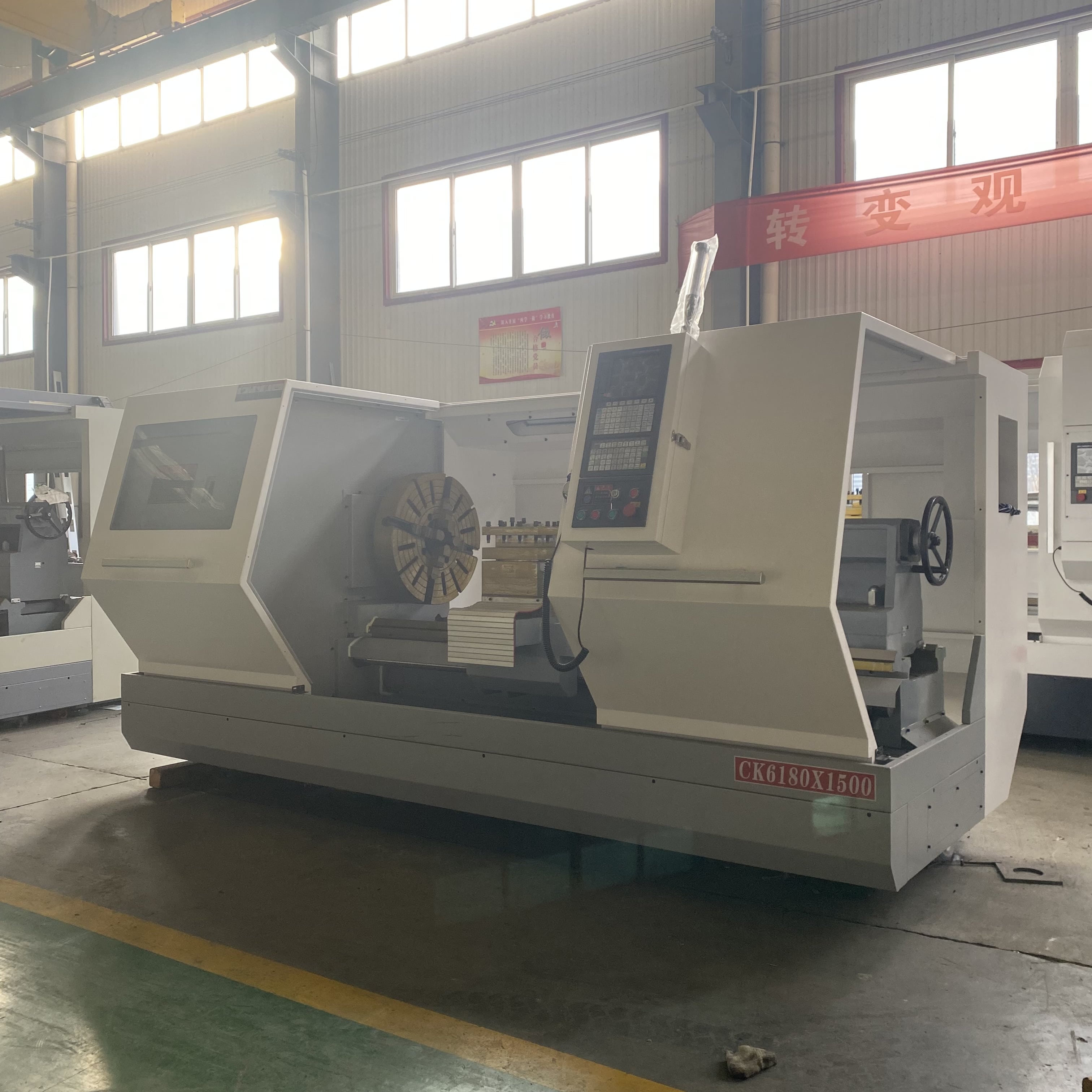 Horizontal Flat Bed Engine CNC Lathe Machine - Buy CNC Lathe metal, CNC ...